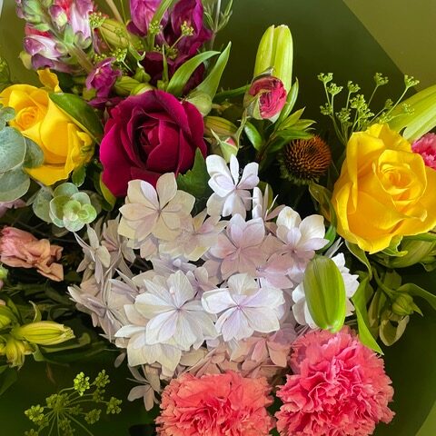 Floral Hug - Stems Flower Market